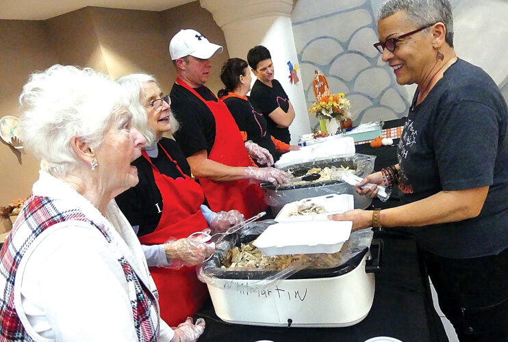 ‘An enormous amount of love’: Volunteers host Thanksgiving meals for ...